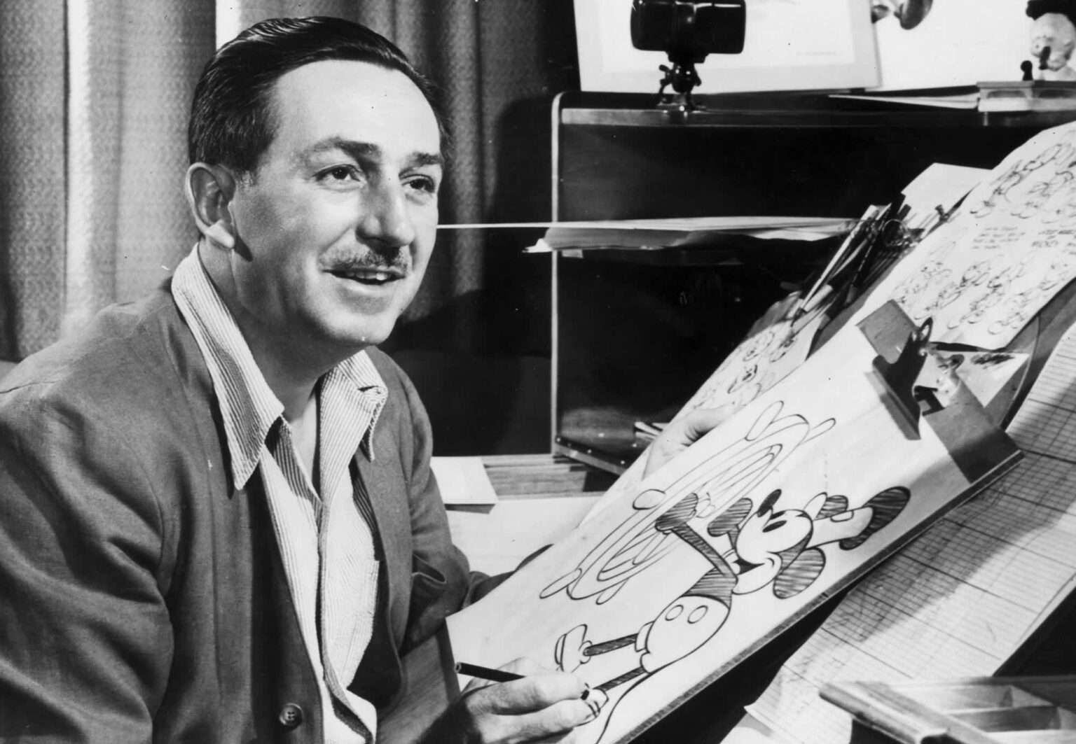 Comment Mickey Mouse Est Mort - SuperStars Blog