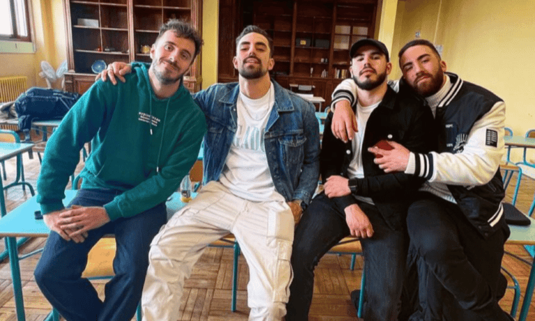 Djilsi Taille - SuperStars Blog