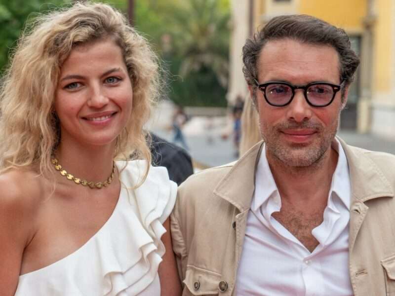 François Valéry Et Sa Compagne - SuperStars Blog